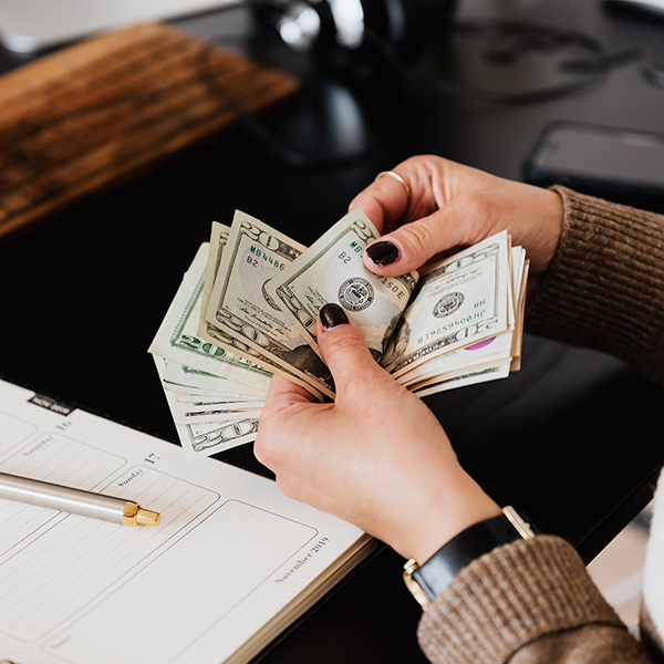 10 Ways to make $1000 a month extra. - Investing Easy